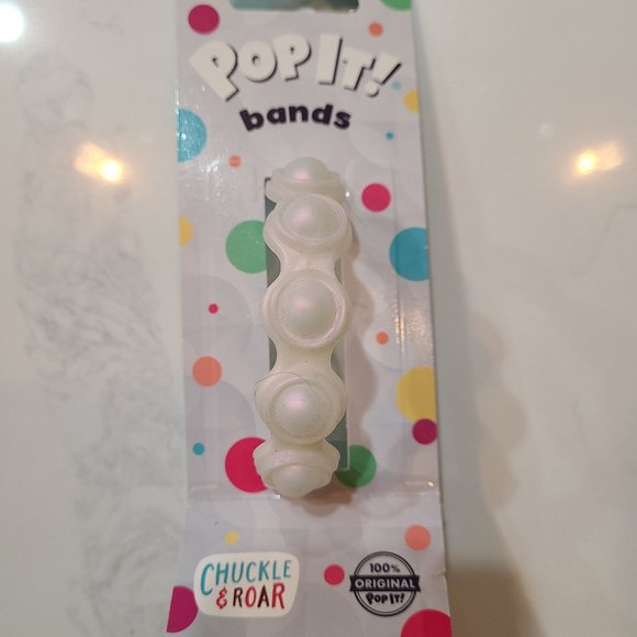 Chuckle & Roar | Other | Original Pearl White Pop It Band Fidget ...